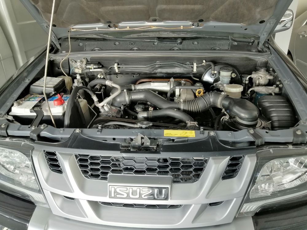 Used & 2nd hand Isuzu Crosswind for Sale in Philippines