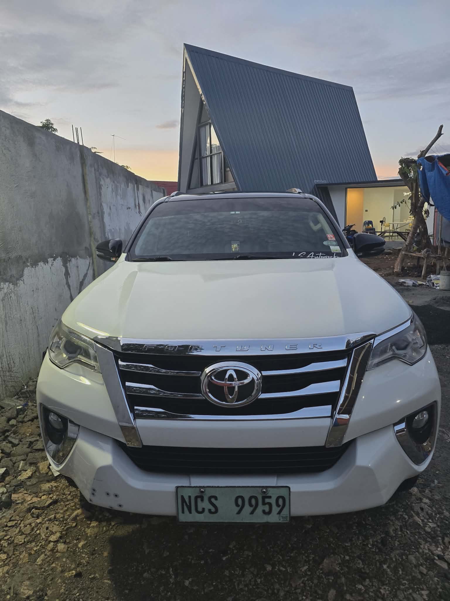 Get Used Toyota Fortuner 52321 Price & Sellers Information | Carmudi