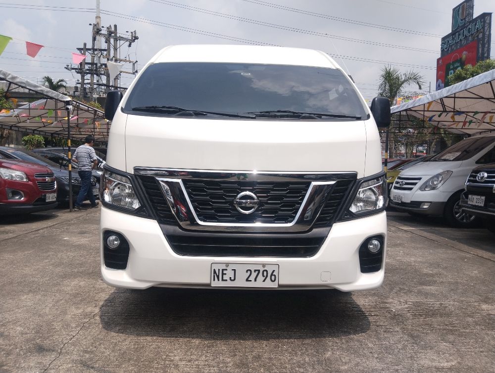 Nissan NV350 Urvan Premium A/T 15-Seater Price & Specs Philippines ...
