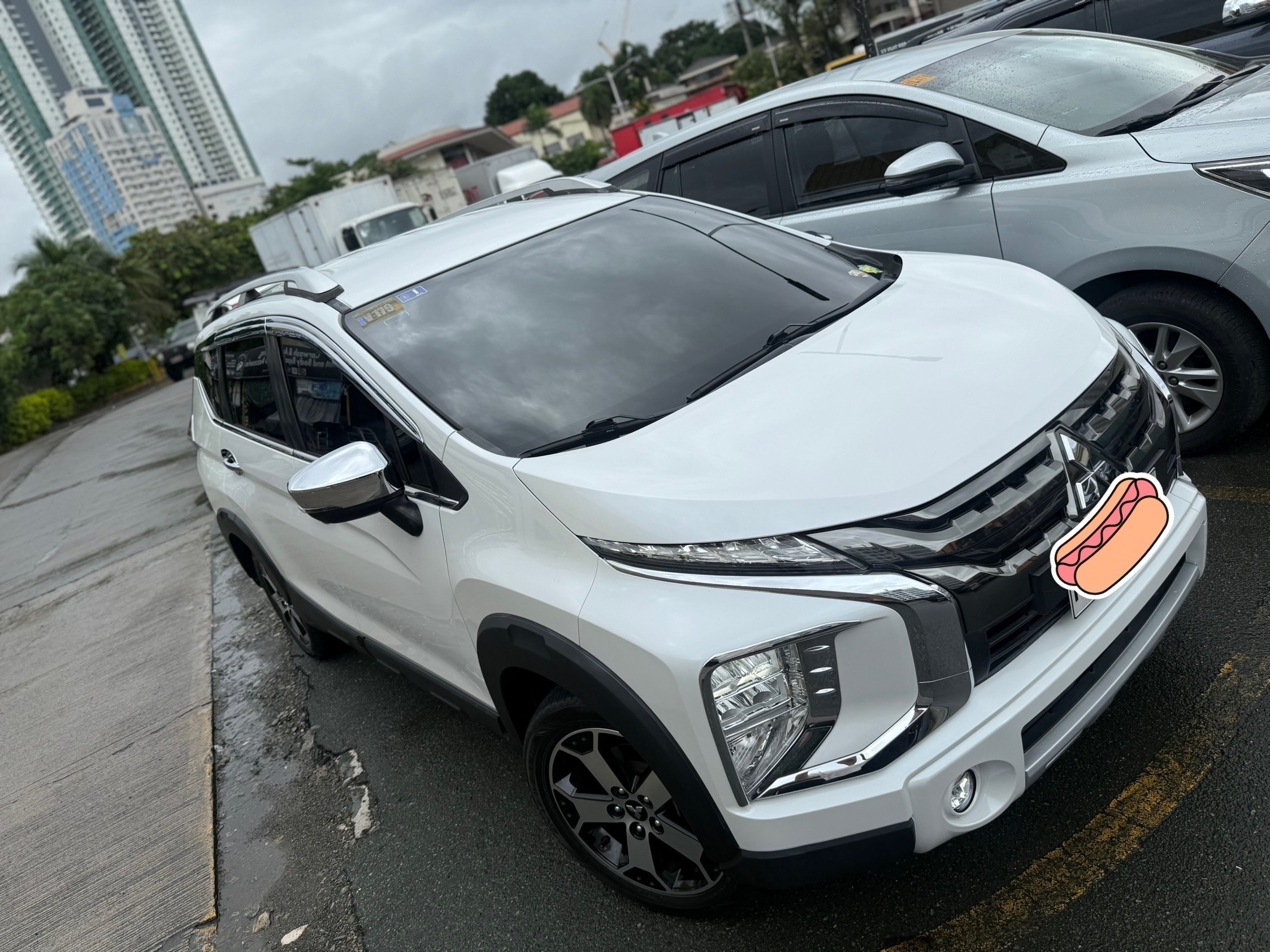 Get Used Mitsubishi Xpander Cross 52102 Price & Sellers Information ...