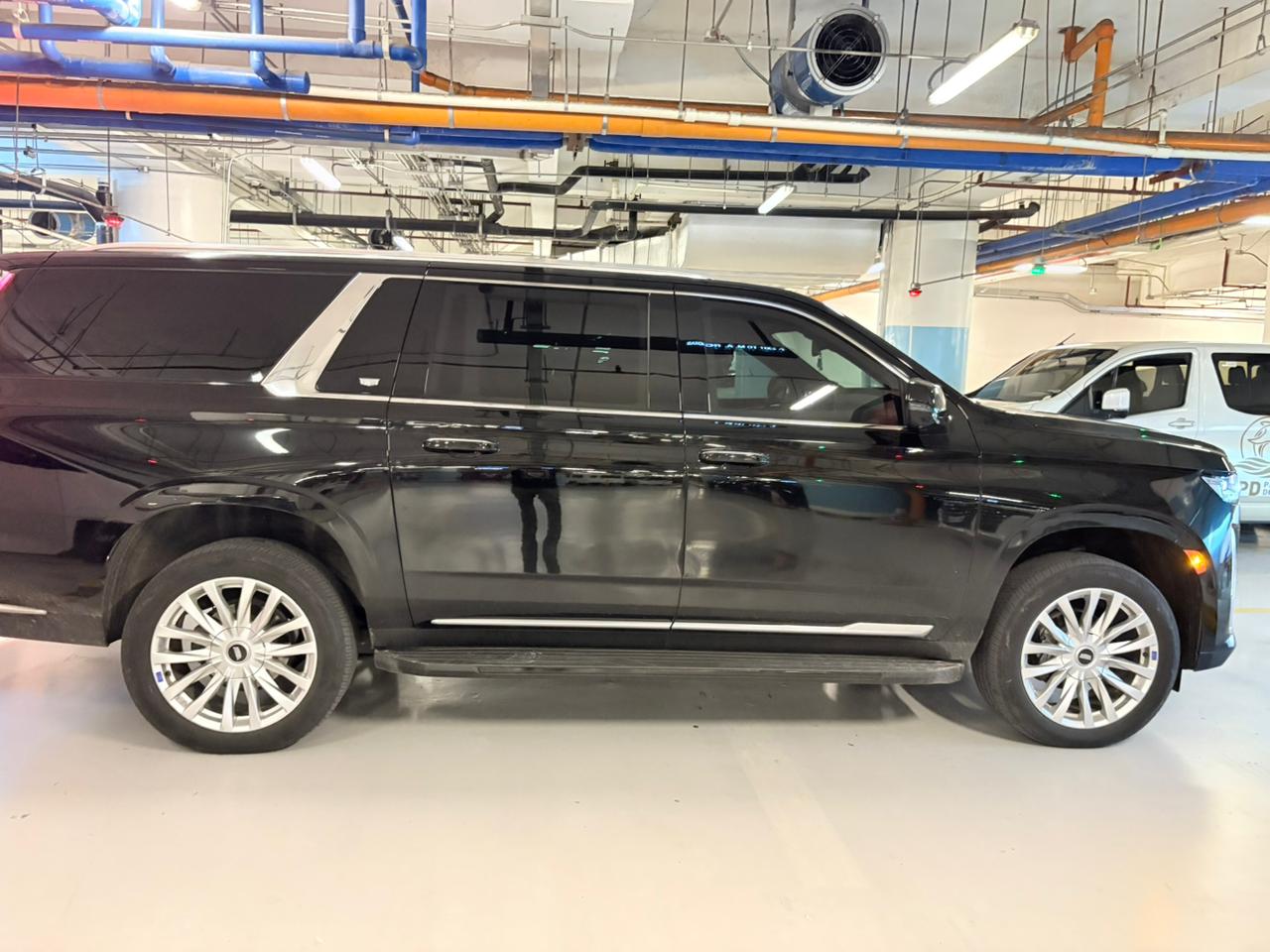 Get Used Cadillac Escalade 52133 Price & Sellers Information | Carmudi