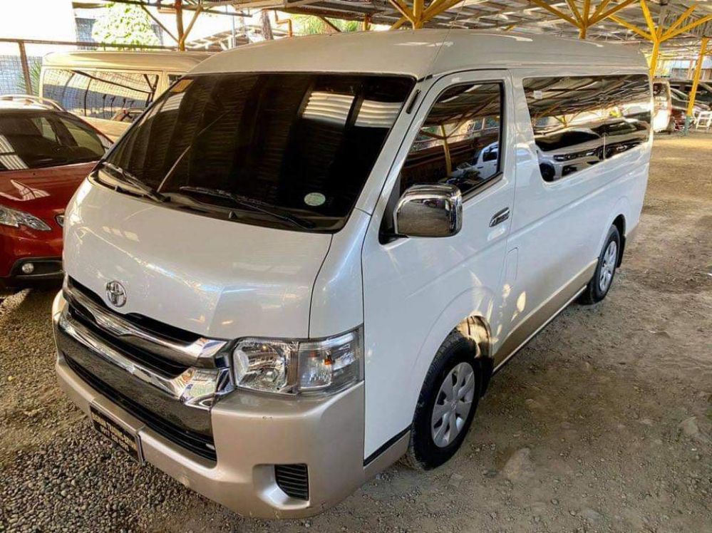 Toyota Hiace Super Grandia Elite AT Price & Specs Philippines | Carmudi ...