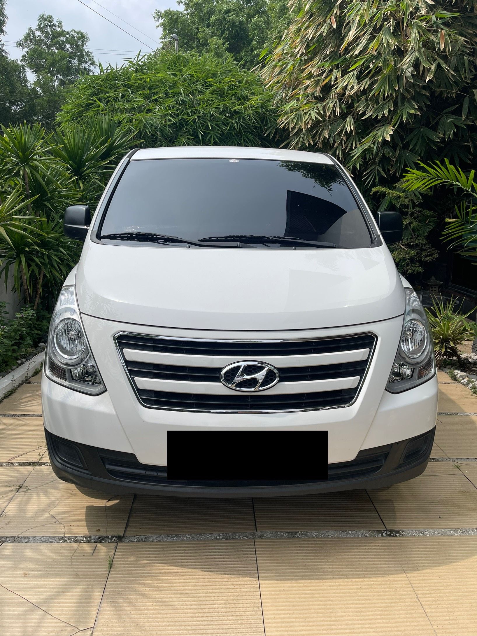 Get Used Hyundai Grand Starex 45347 Price & Sellers Information | Carmudi