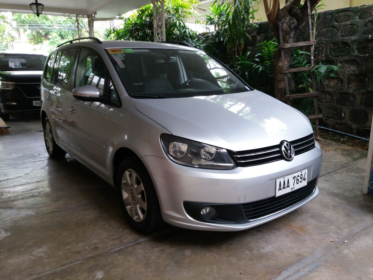 Get Used Volkswagen Touran 39046 Price & Sellers Information | Carmudi