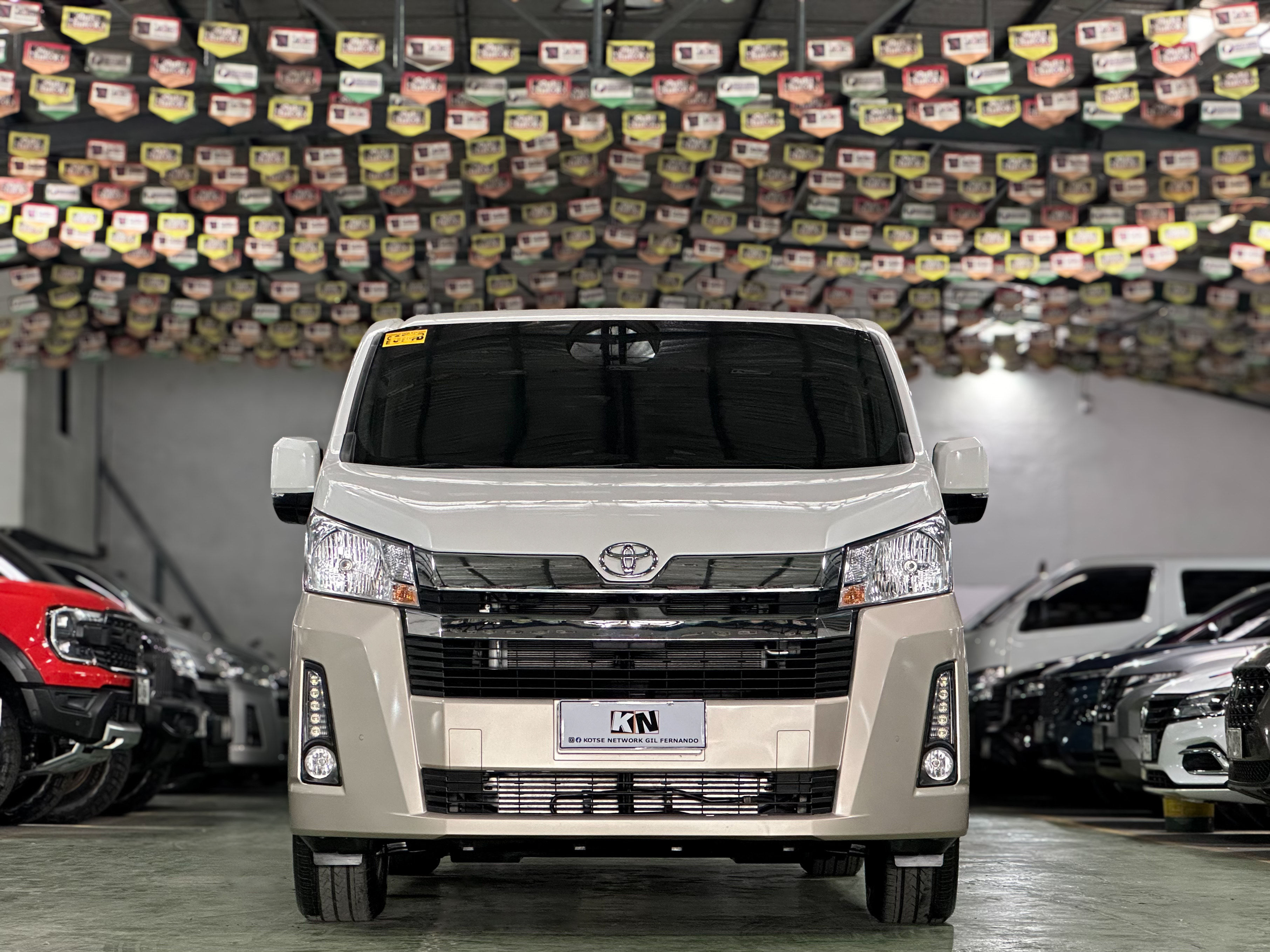 Get Used Toyota Hiace 51844 Price & Sellers Information | Carmudi