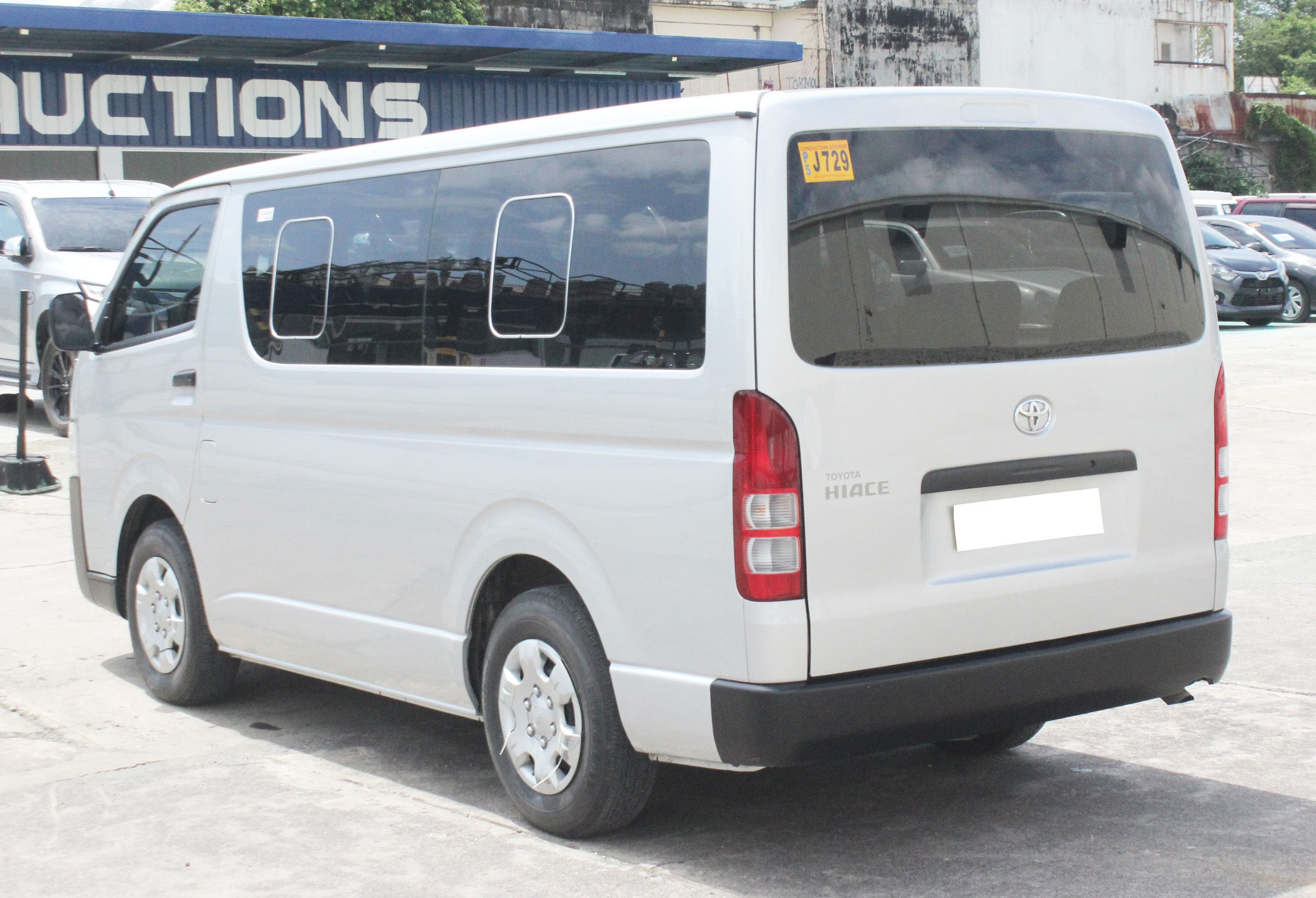 Used & 2nd hand Toyota Hiace for Sale in Philippines