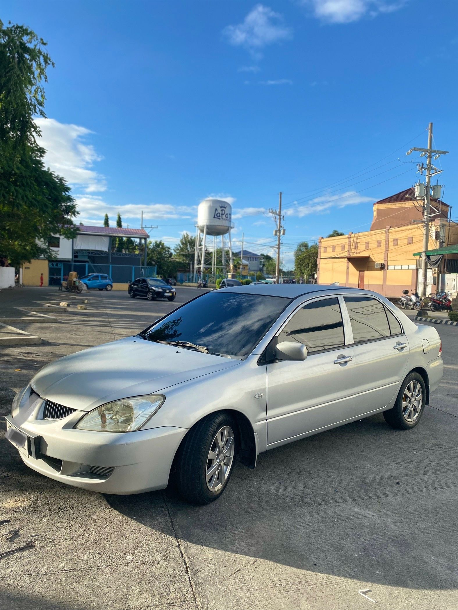 Mitsubishi Lancer (2000-2012) EX GLX 1.6 MT 2022 Specs & Price in ...