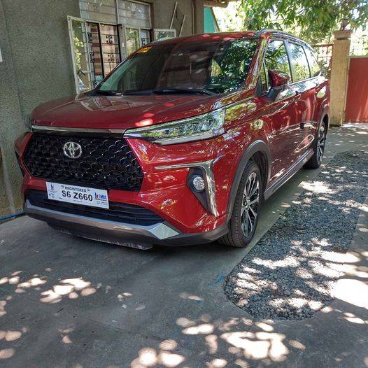 Toyota Veloz 1.5L G Price & Specs Philippines | Carmudi.com.ph