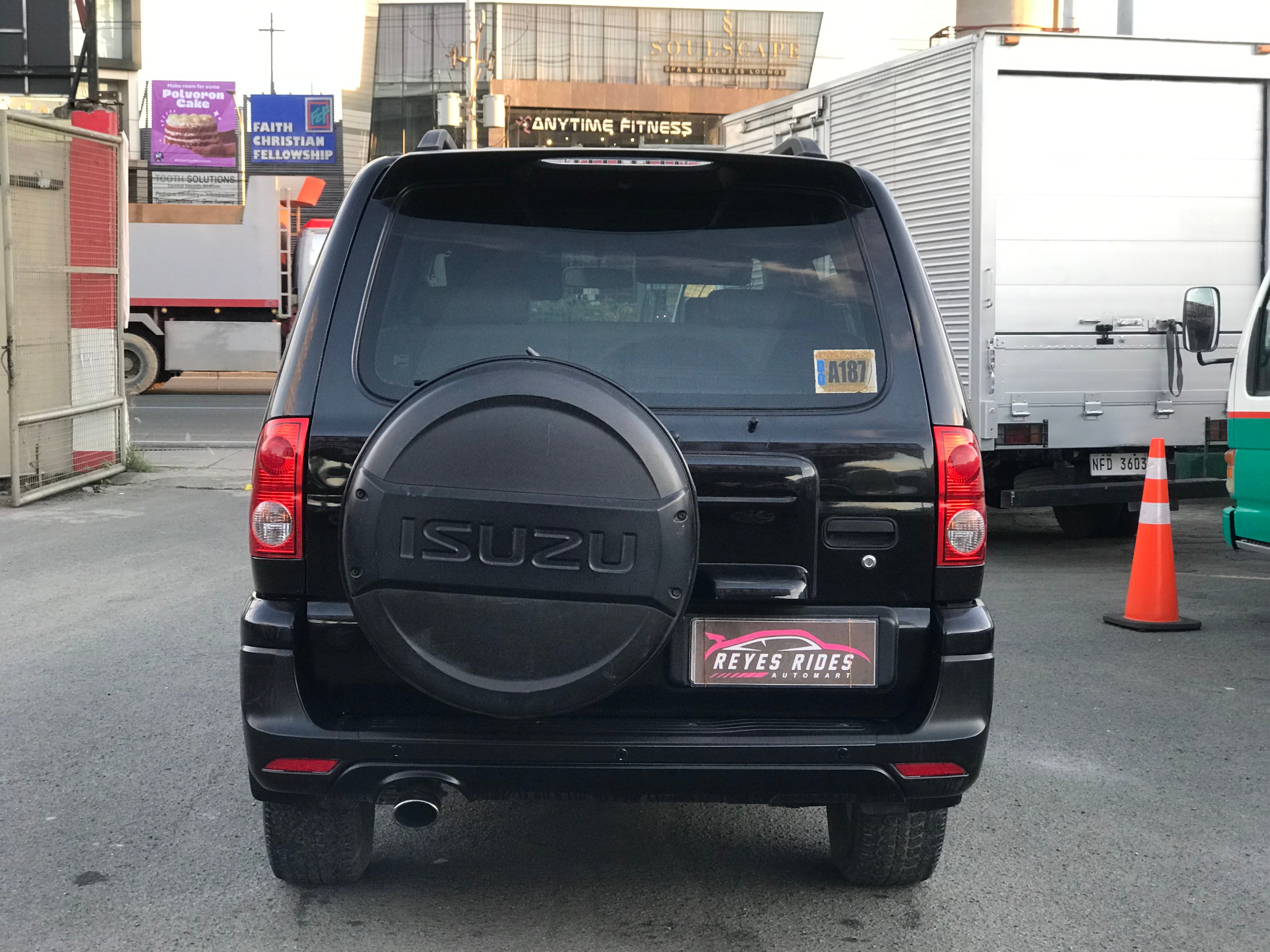 Get Used Isuzu Crosswind 40396 Price & Sellers Information | Zigwheels