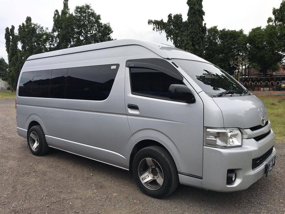 Toyota Hiace 2024 Harga OTR, Promo November, Spesifikasi & Review