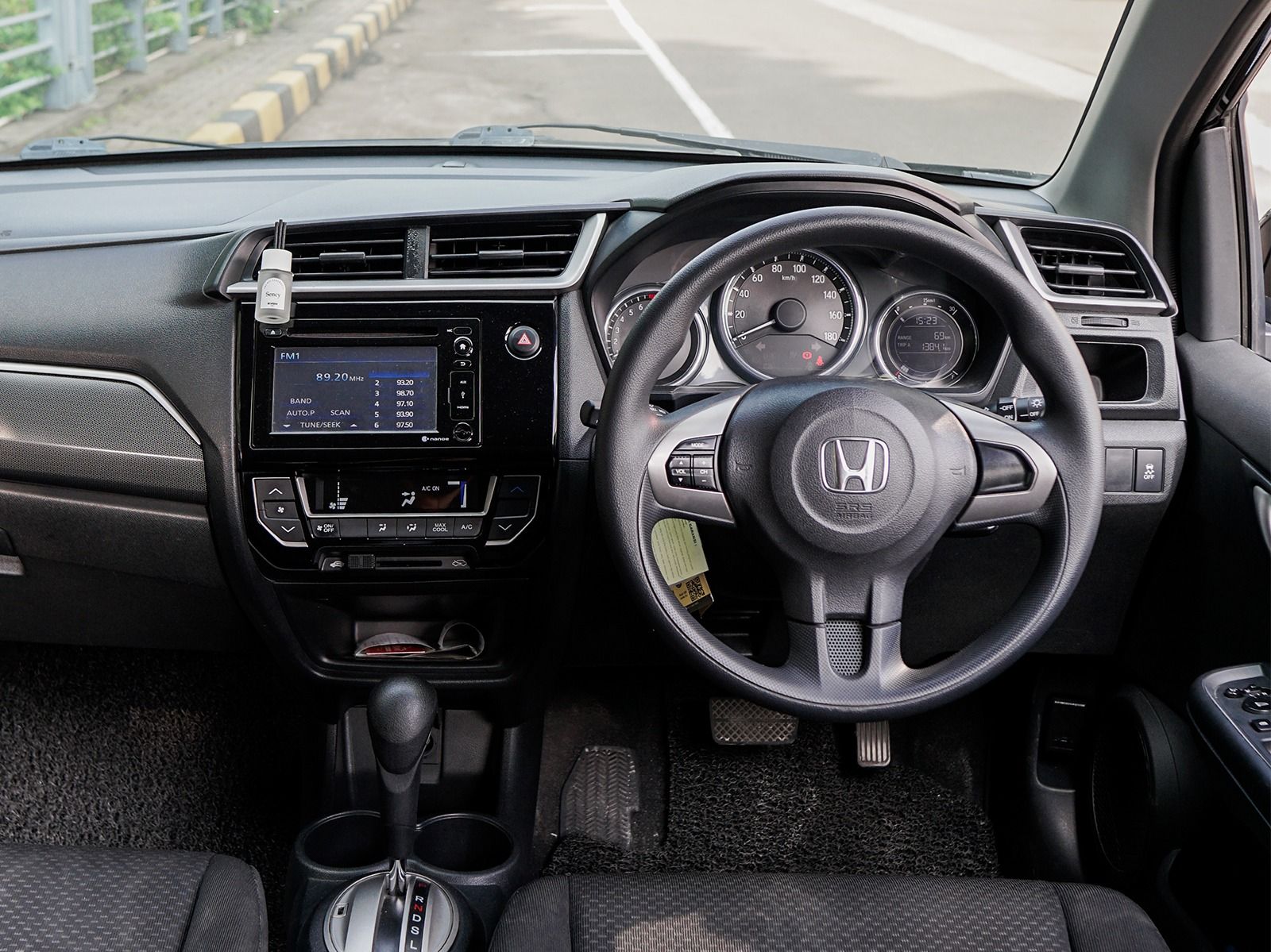 Get Used Honda BRV 2017 672360 Price & Sellers Information | Zigwheels