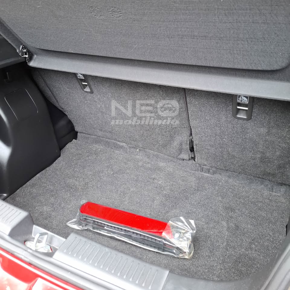 Dapatkan Informasi Harga & Penjual Mobil Bekas Suzuki Neo Baleno 2023 ...