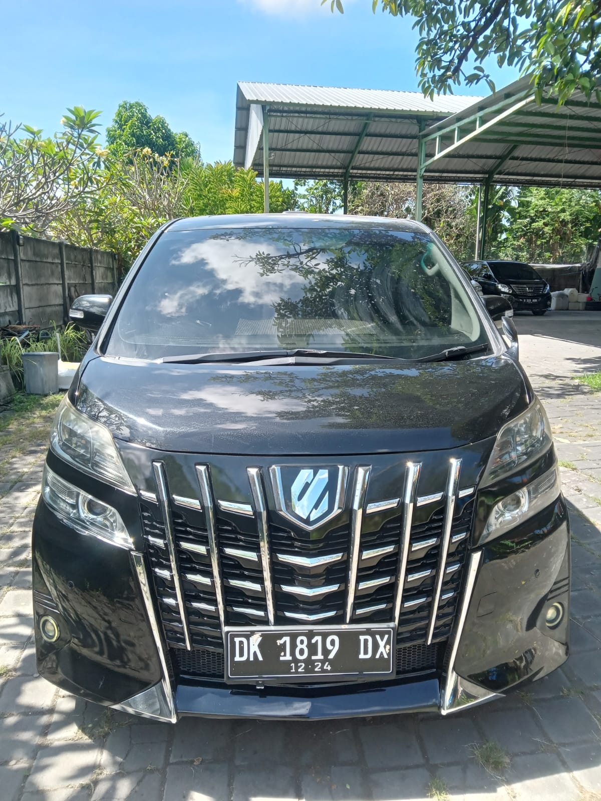 Dapatkan Informasi Harga & Penjual Mobil Bekas Toyota Vellfire 2012 ...