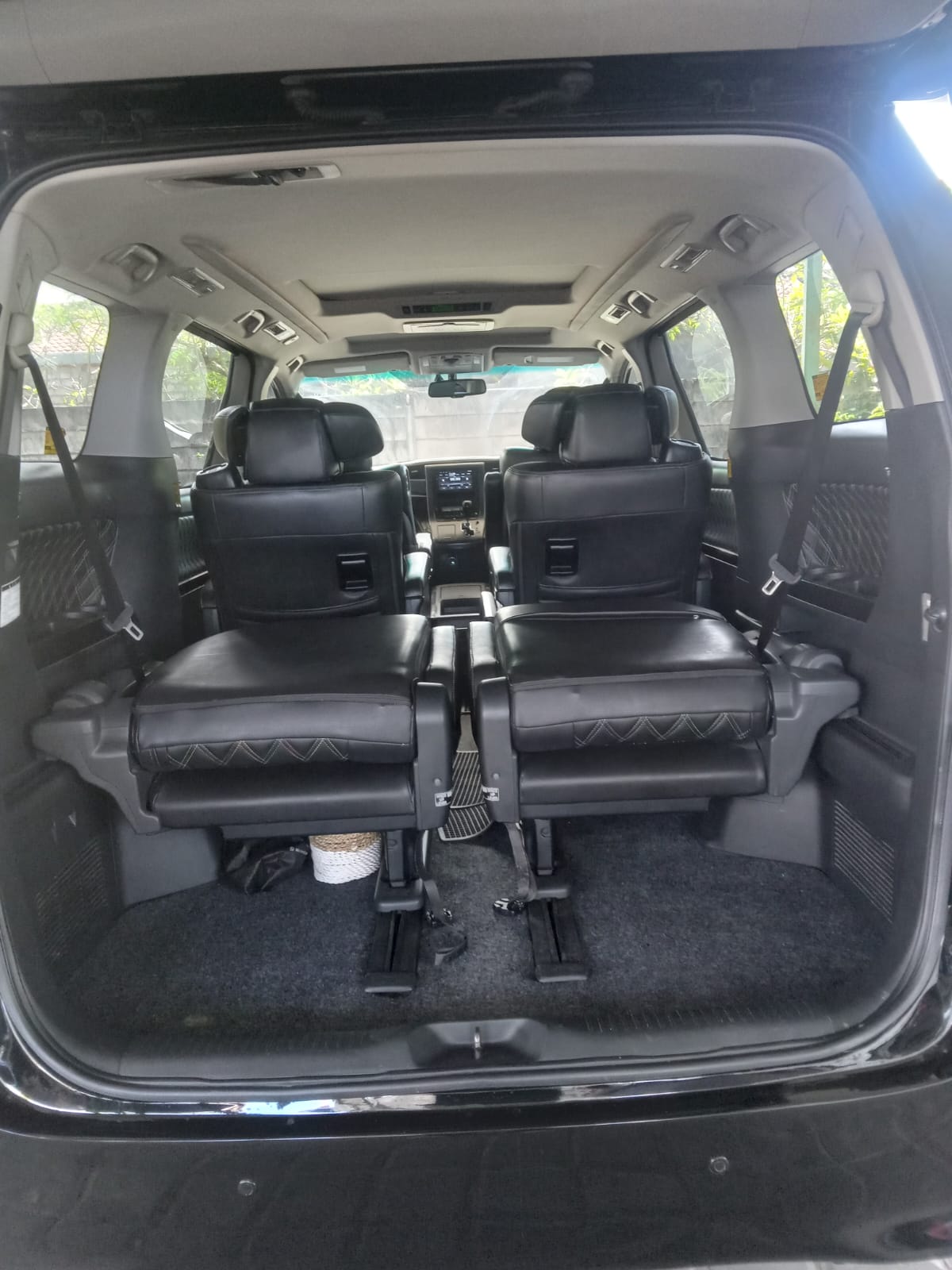 Dapatkan Informasi Harga & Penjual Mobil Bekas Toyota Vellfire 2012 ...