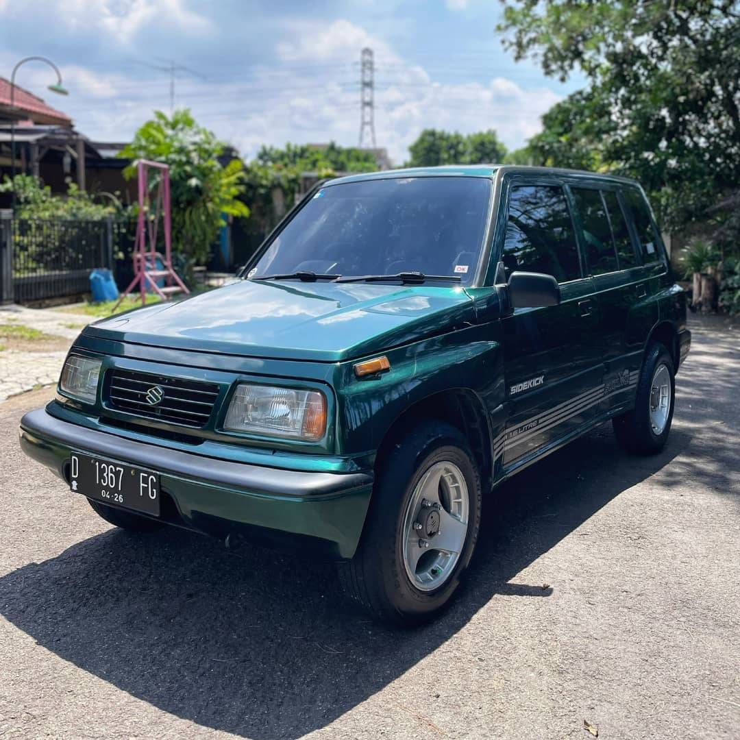 Gambar interior & eksterior, pilihan warna dan galeri video Suzuki ...