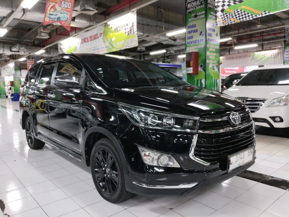 Ulasan Pengguna Toyota Innova - Sangat nyaman sekali 22325 | Oto