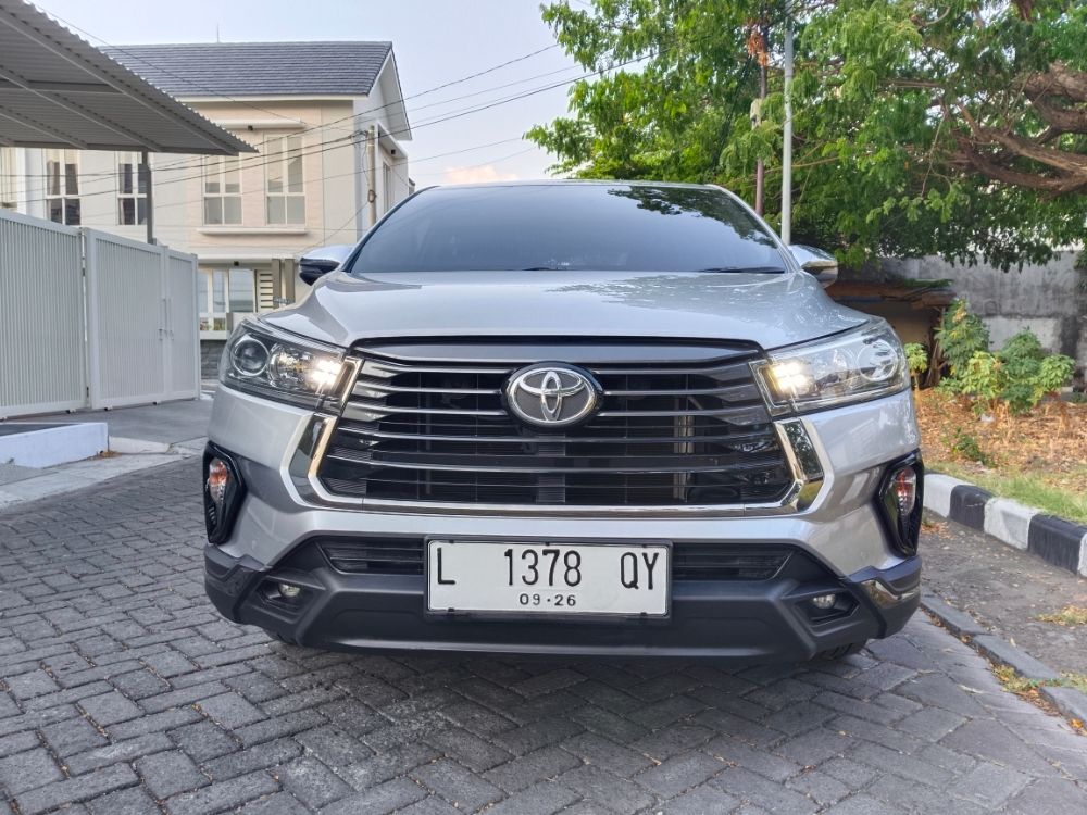 Spesifikasi Toyota Kijang Innova 2024 - konfigurasi & Fitur | Oto