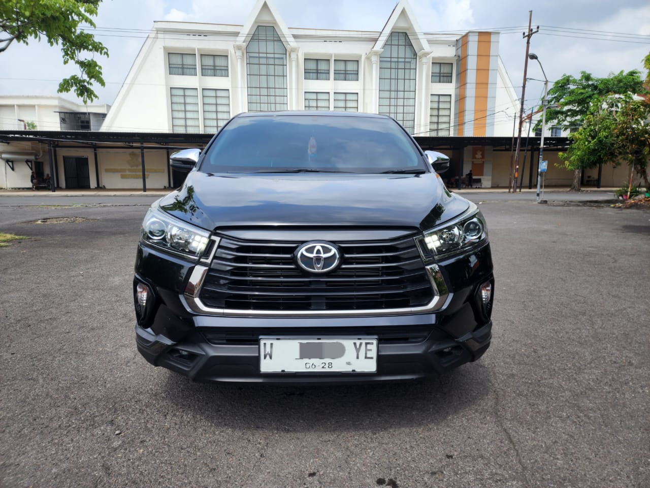 Warna Toyota Venturer - Pilih Dari 6 Pilihan Warna | Oto