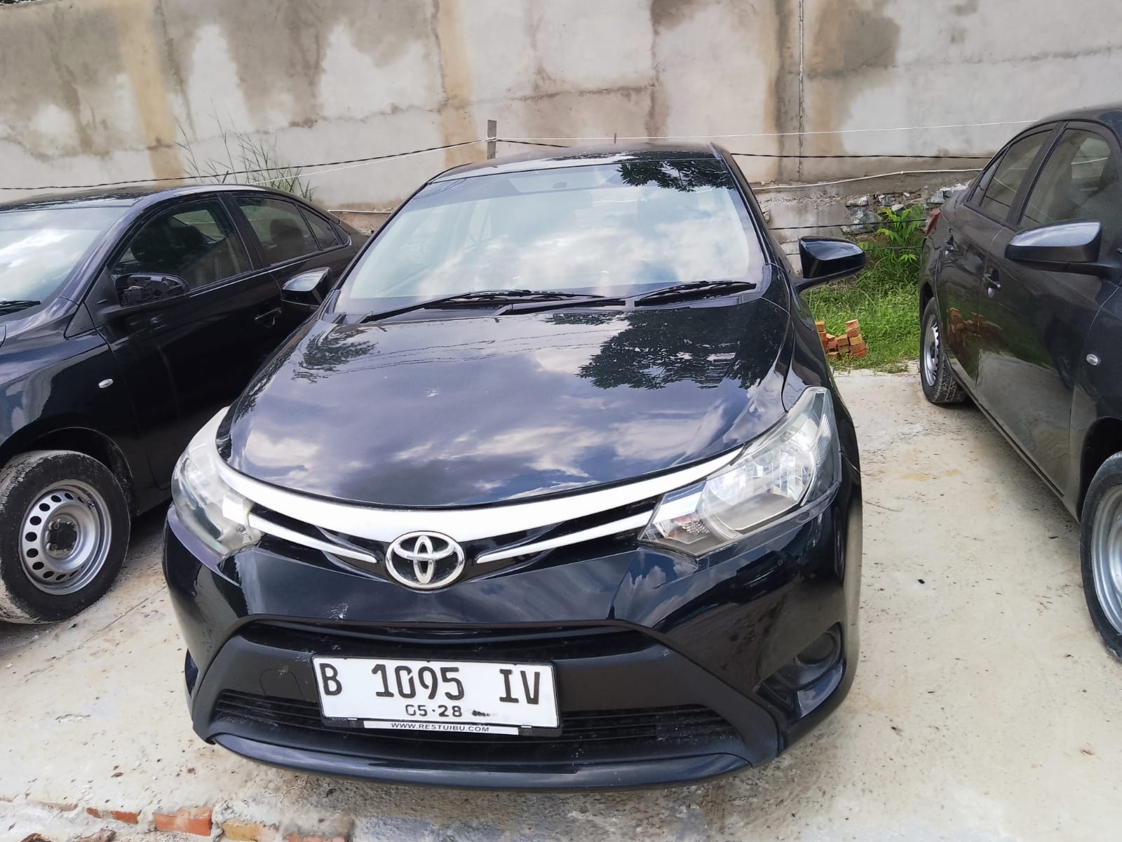Toyota Limo Specification - All Details & Features | Oto