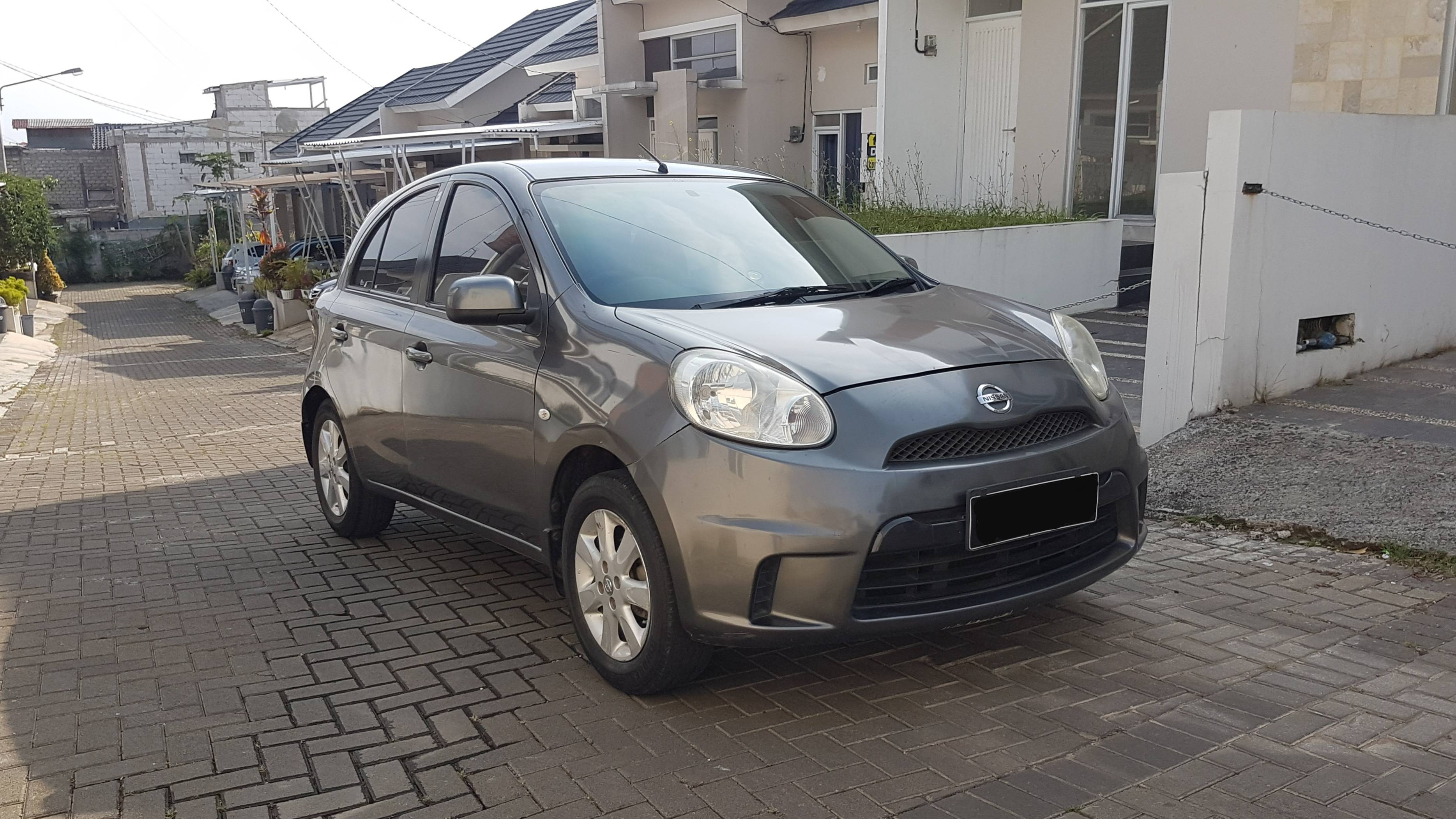 Nissan Terra Colors, Pick from 5 color options | Oto