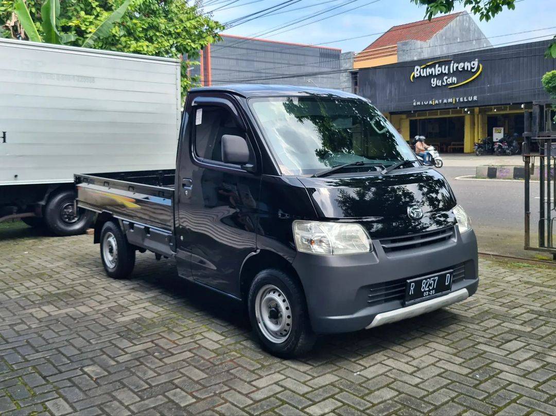Harga OTR Daihatsu Gran Max PU 2024 - Simulasi Kredit & Cicilan | Oto