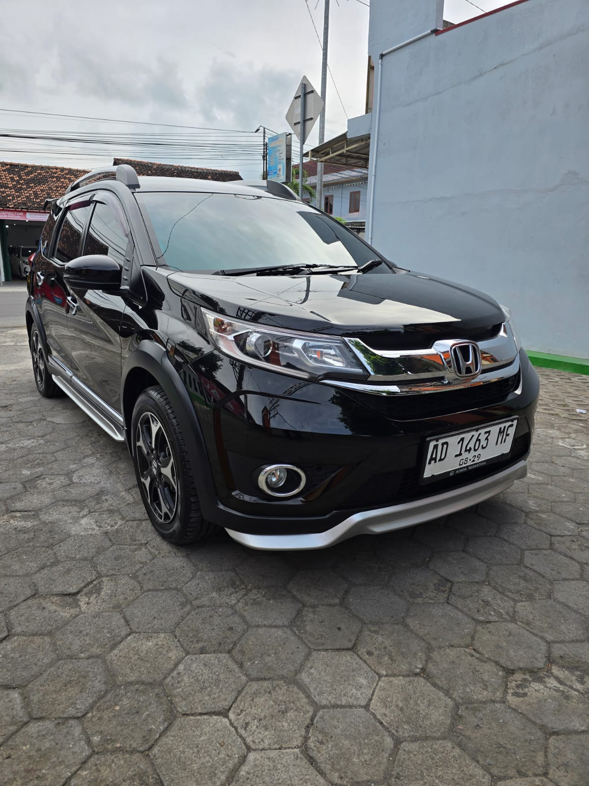 Dapatkan Informasi Harga & Penjual Mobil Bekas Honda BRV 2016 659766 ...