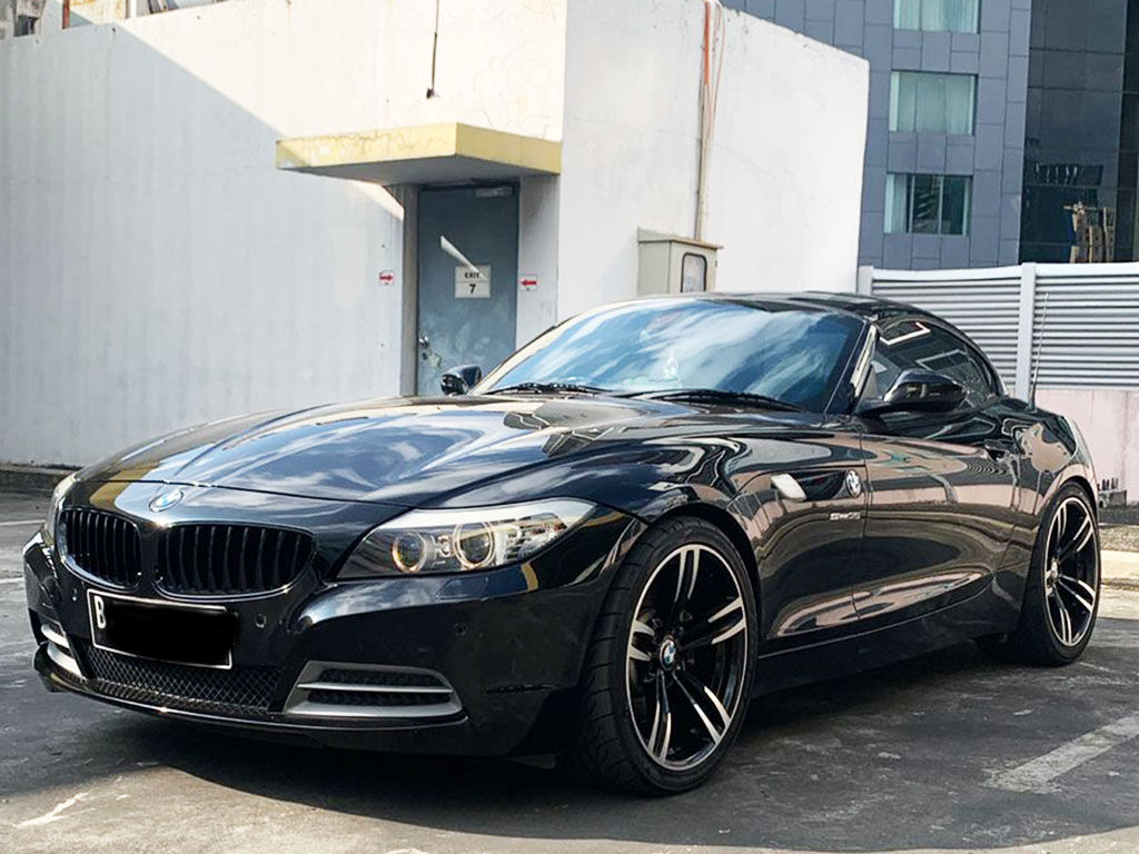 BMW Z4 2024 Harga OTR, Promo Mei, Spesifikasi & Review