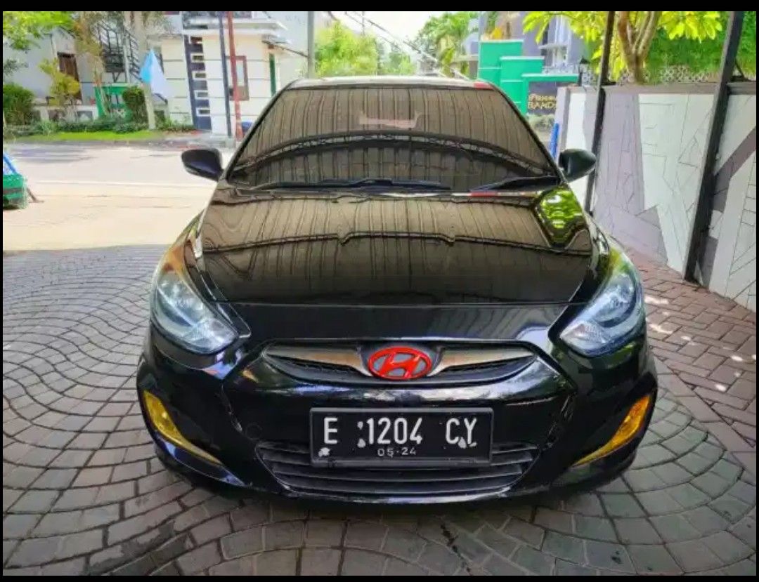 Hyundai Grand i10 Colors, Pick from 5 color options | Oto