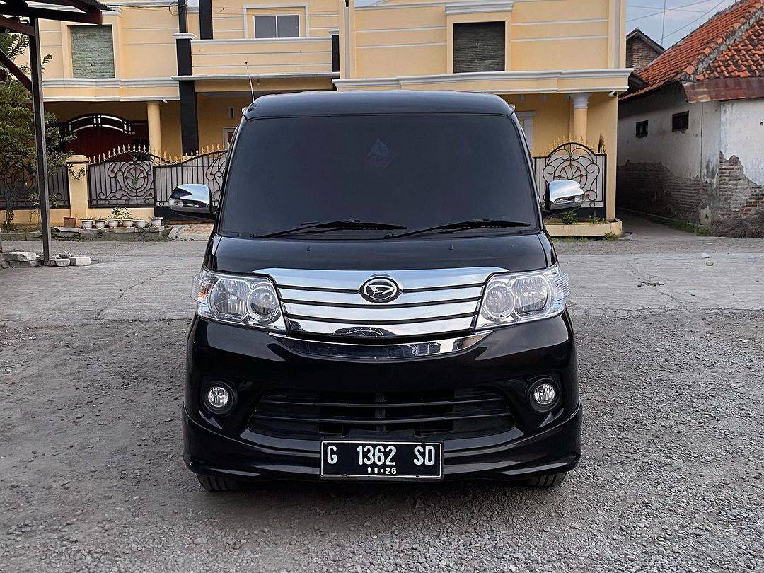 Daihatsu Luxio 2025 Harga, Review, Spesifikasi & Promo Agustus ...