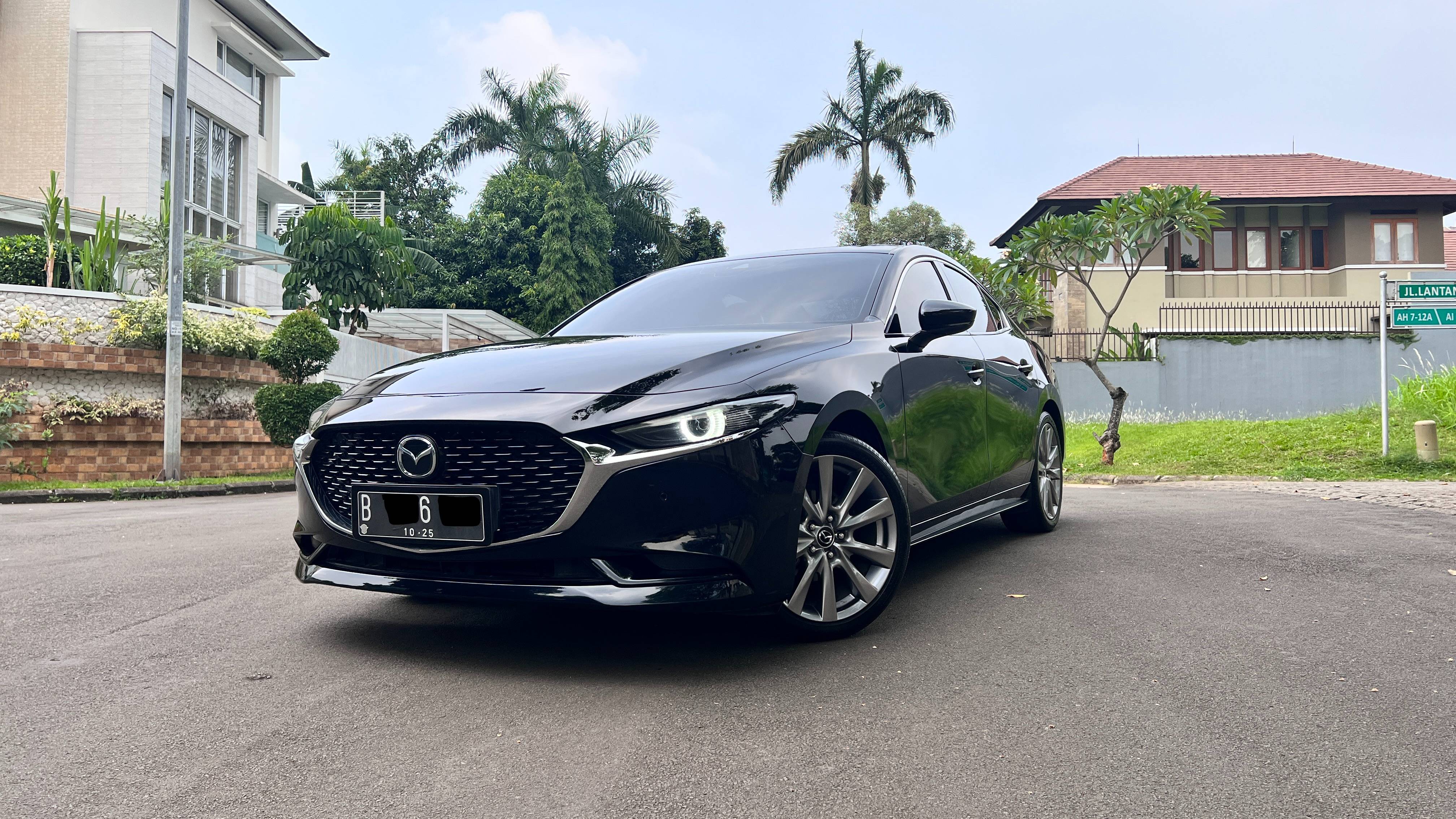 Mazda 3 Sedan 2024 Harga OTR, Promo September, Spesifikasi & Review