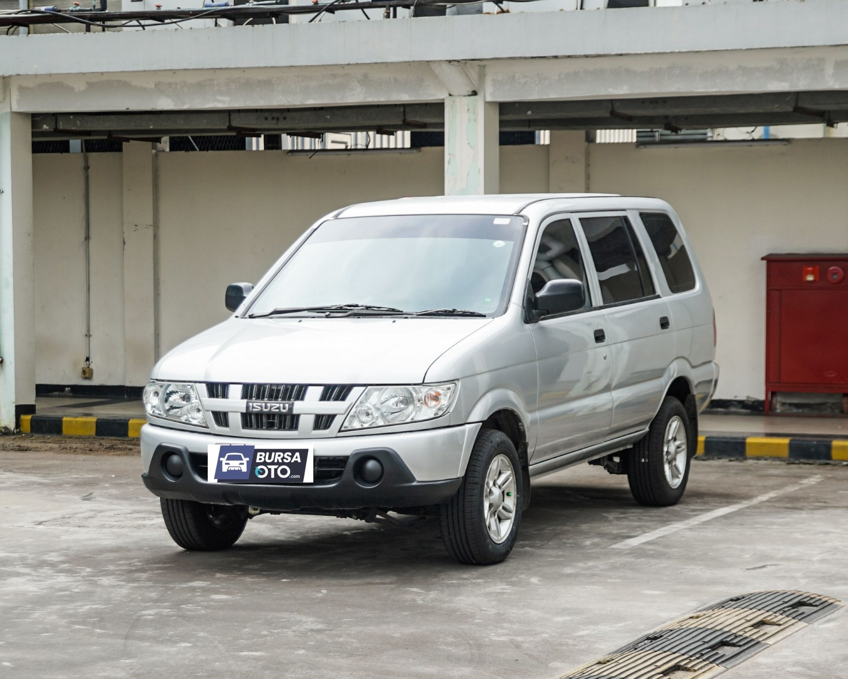 Harga Mobil Isuzu Panther Bekas Murah Di Oktober 2025 - Zigwheels Indonesia