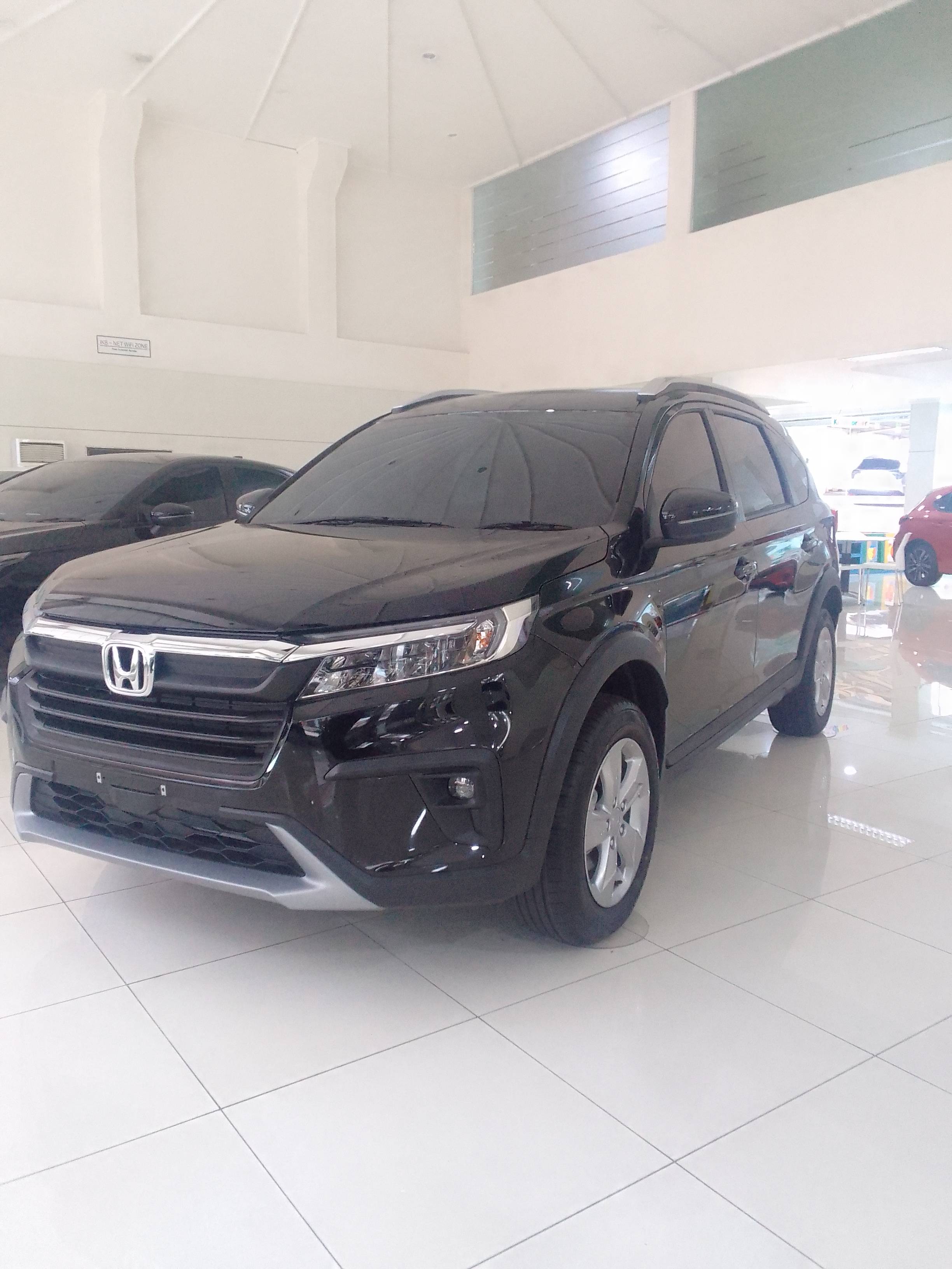 Honda BRV 2022 Price, Promo December, Spec & Reviews