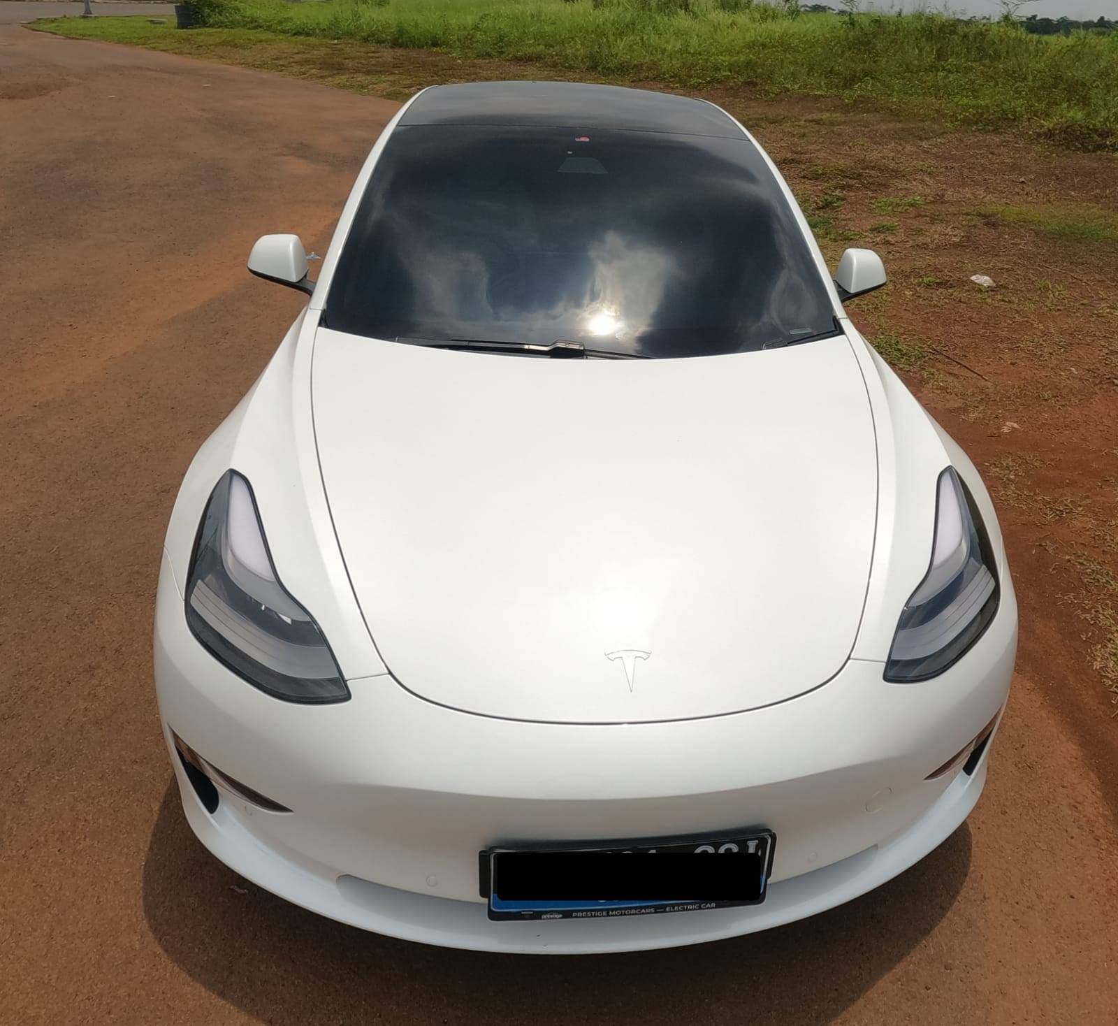 Tesla Model 3 2022 Colors, Pick from 5 color options | Oto