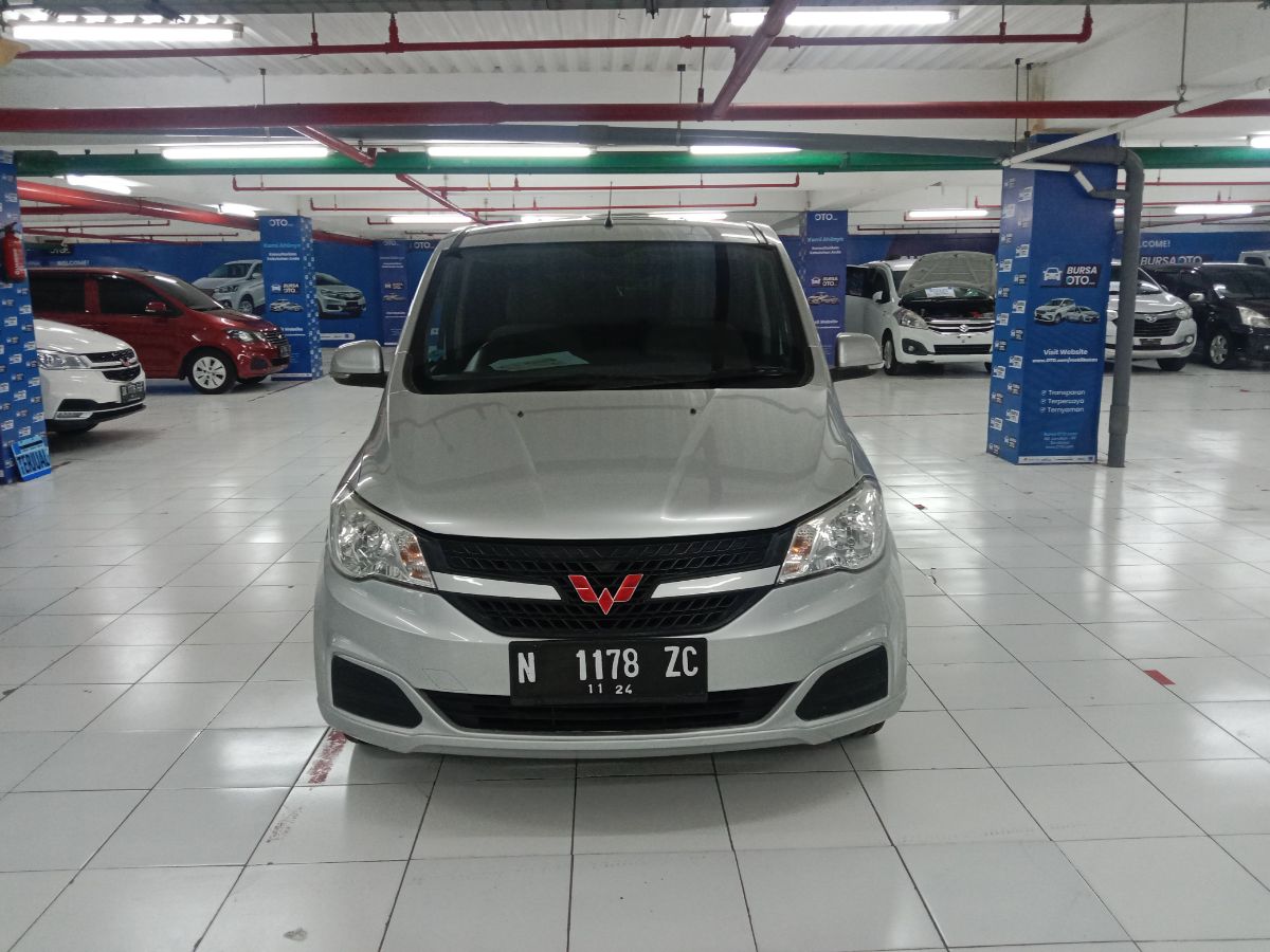 Harga OTR Wuling Alvez 2023 di Surabaya - Lihat Simulasi Kredit, DP & Cicilan Terendah
