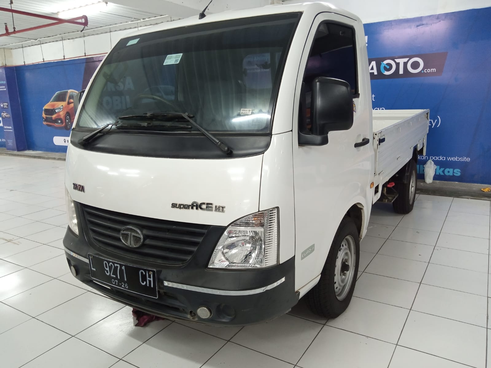 Tata Super Ace MT Price List, Promos, Specs & Gallery