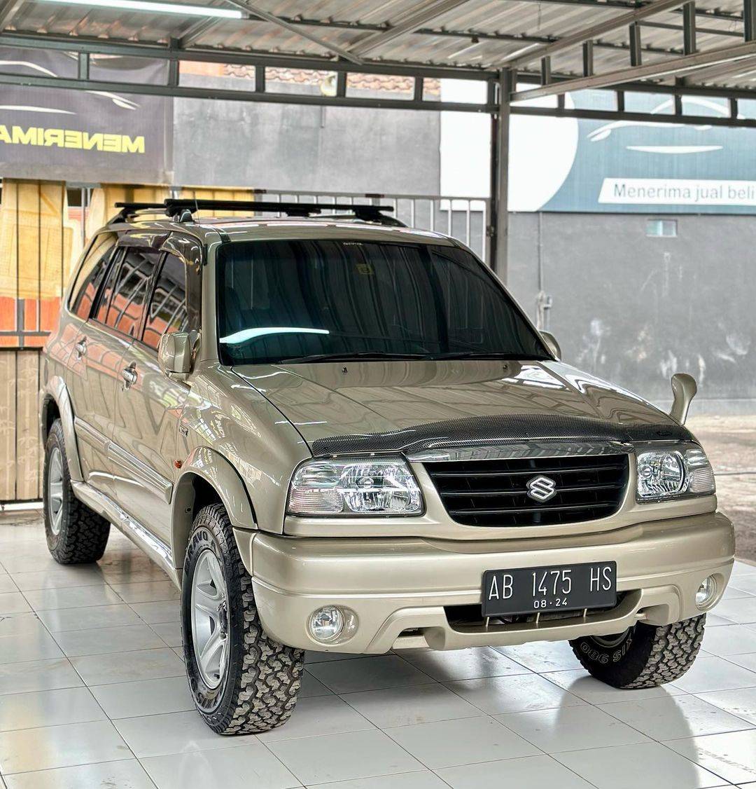 Gambar Suzuki Grand Escudo - Lihat Foto Interior & Eksterior | Oto