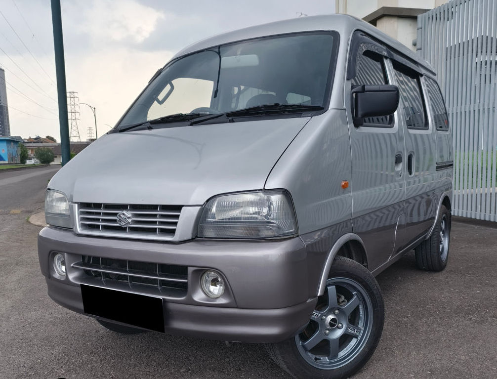 Suzuki Every Images | Check Interior, Exterior & Colors | Zigwheels