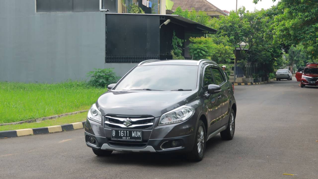Gambar Chery Omoda 5 2023 - Lihat Foto Interior & Eksterior | Oto