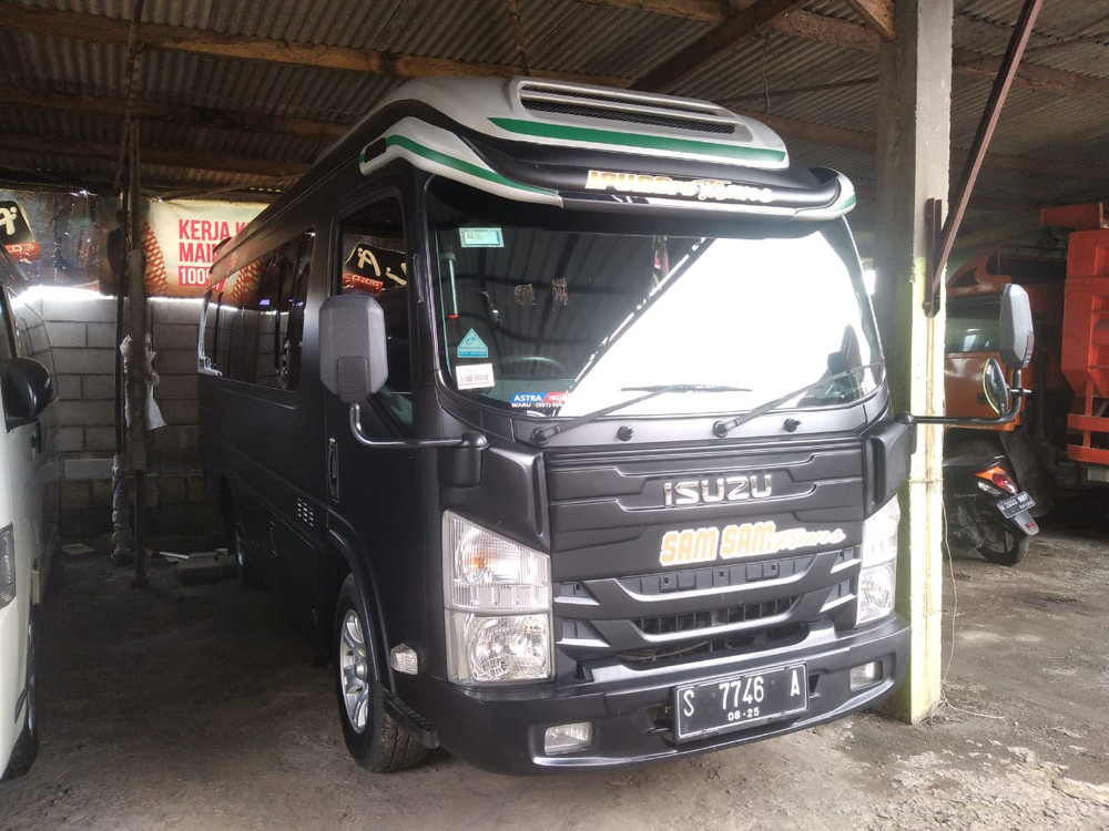Harga OTR Isuzu Bison - Simulasi Kredit & Cicilan | Oto