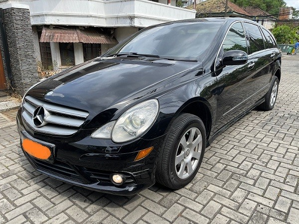 Ulasan Pengguna Mercedes Benz R-Class - Review Mobil R300 2011 17820 | Oto