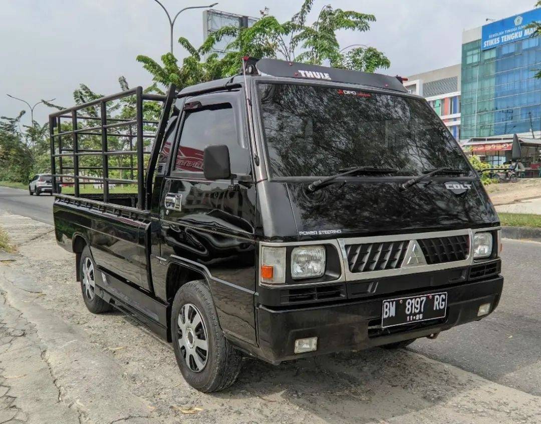 Dapatkan Informasi Harga & Penjual Mobil Bekas Mitsubishi L300 2020 ...