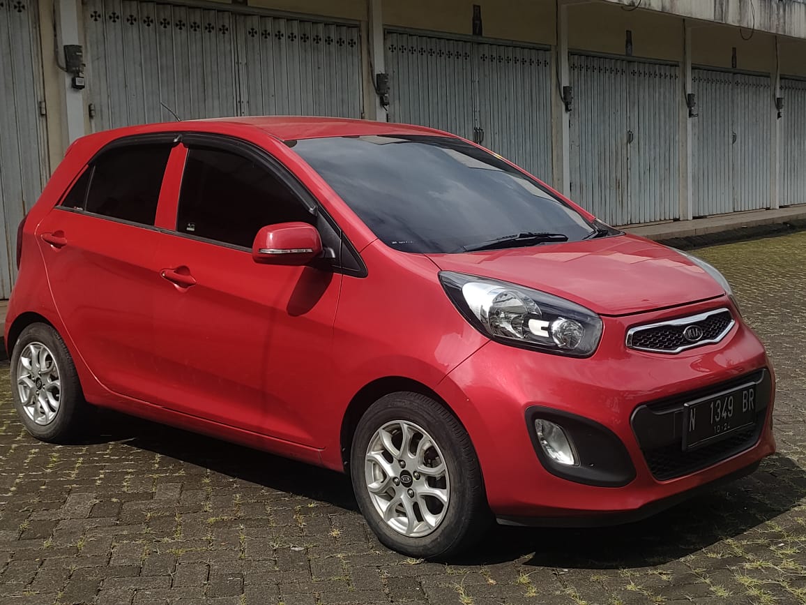 Harga OTR Kia Picanto di Malang - Simulasi Kredit & Cicilan | Oto