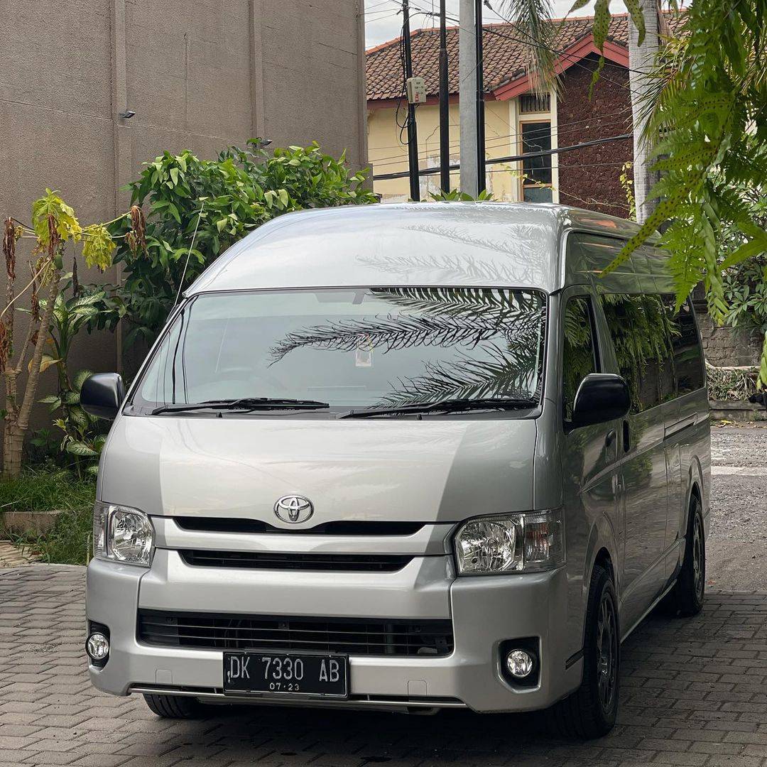 Oto - Jual Beli Mobil Baru & Bekas, Motor Baru dan Truk Baru