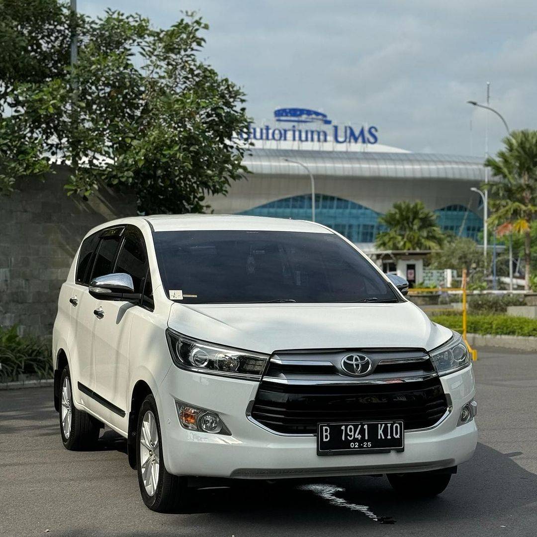 Toyota Kijang Innova Zenix 2025 Price in Yogyakarta - Know Loan ...