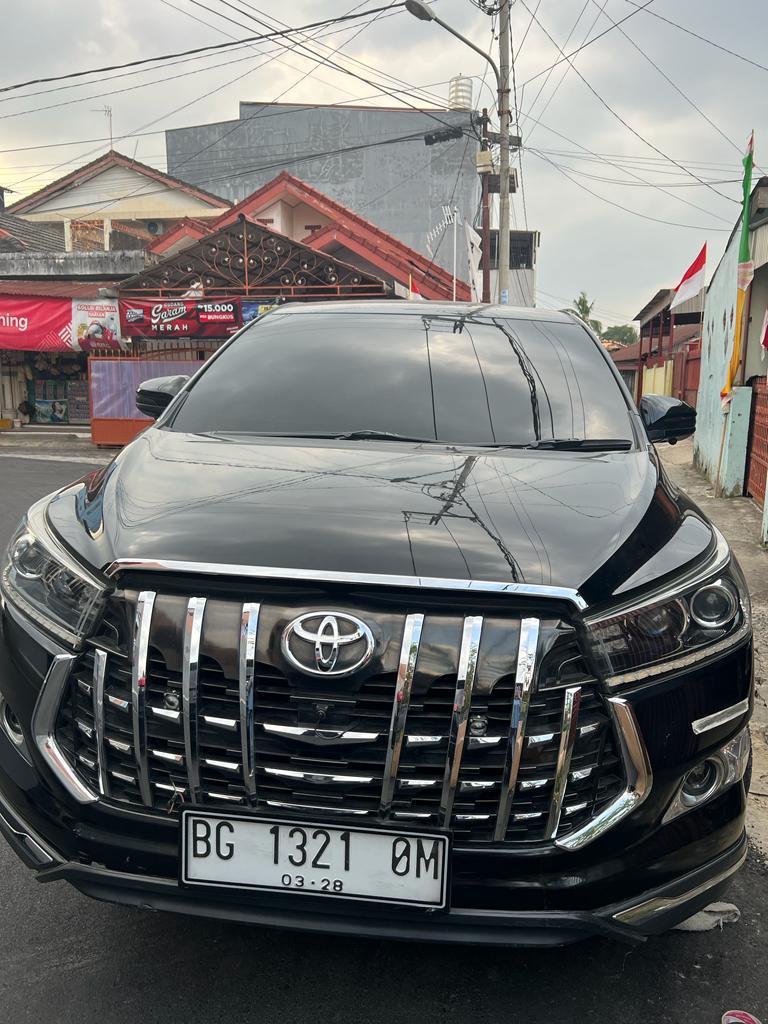 Video Toyota Innova - First Drive & Road Test Innova | Oto