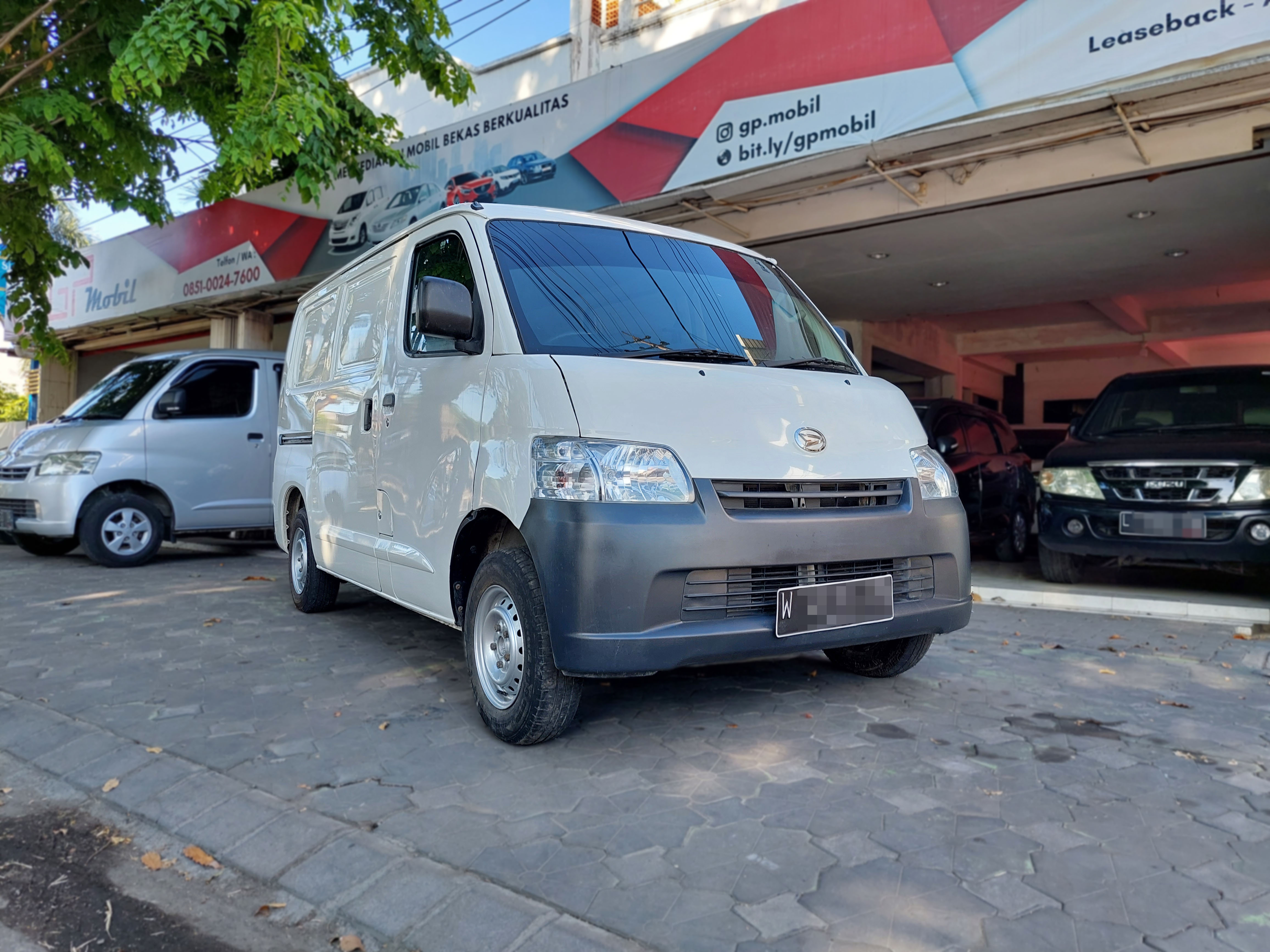 Dapatkan Informasi Harga & Penjual Mobil Bekas Daihatsu Grand Max 2016 ...