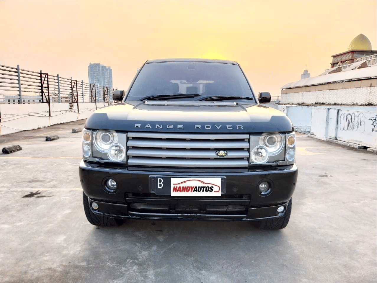 Seperti apa dimensi Land Rover Range Rover Vogue? - Oto