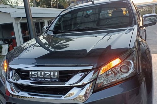 Used 2017 Isuzu mu-X (2015-2021) RZ4E LS-A 4x2 MT Price & Sellers ...