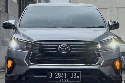 Mobil bekas Venturer harga kredit murah di September 2024